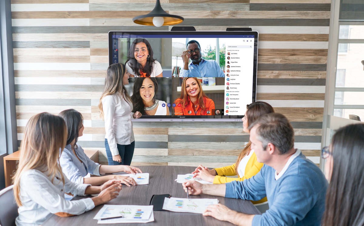 Microsoft Surface Hub, Connect, Collaborate and Share